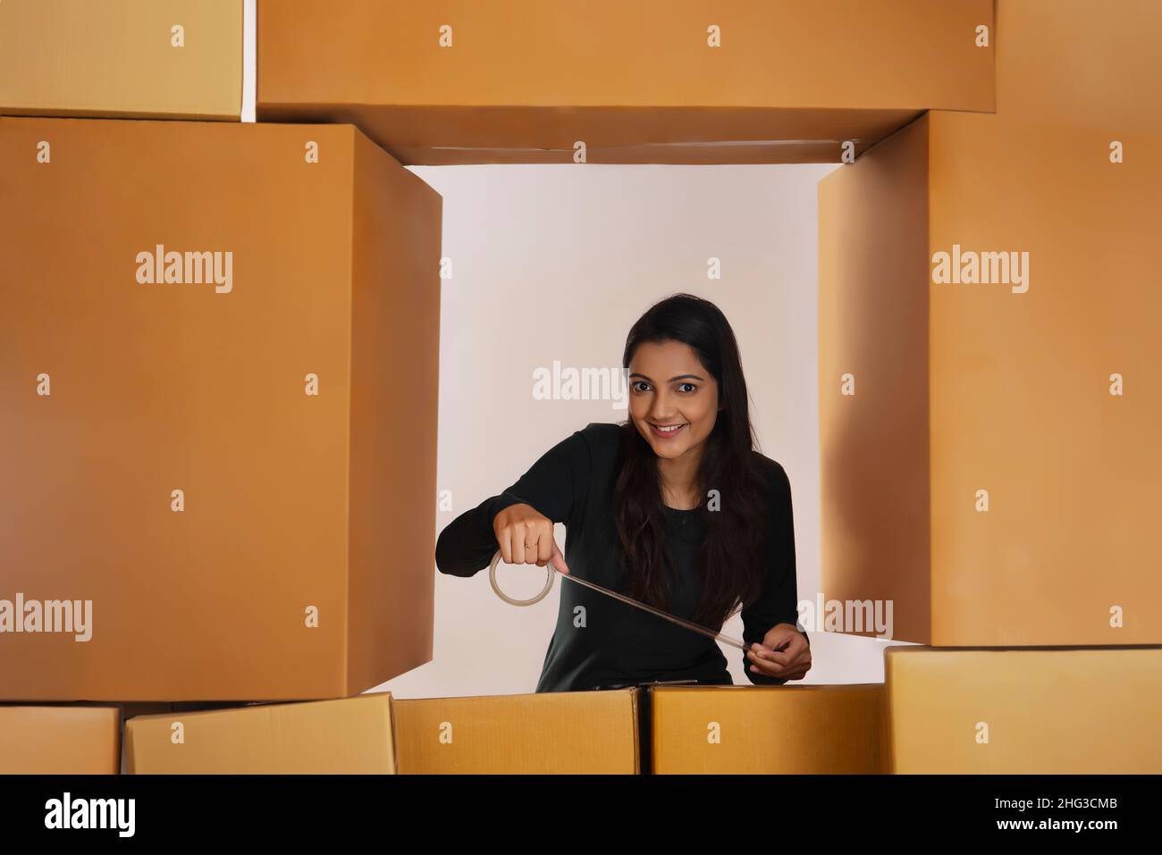 Packing cardboard hi-res stock photography and images - Alamy