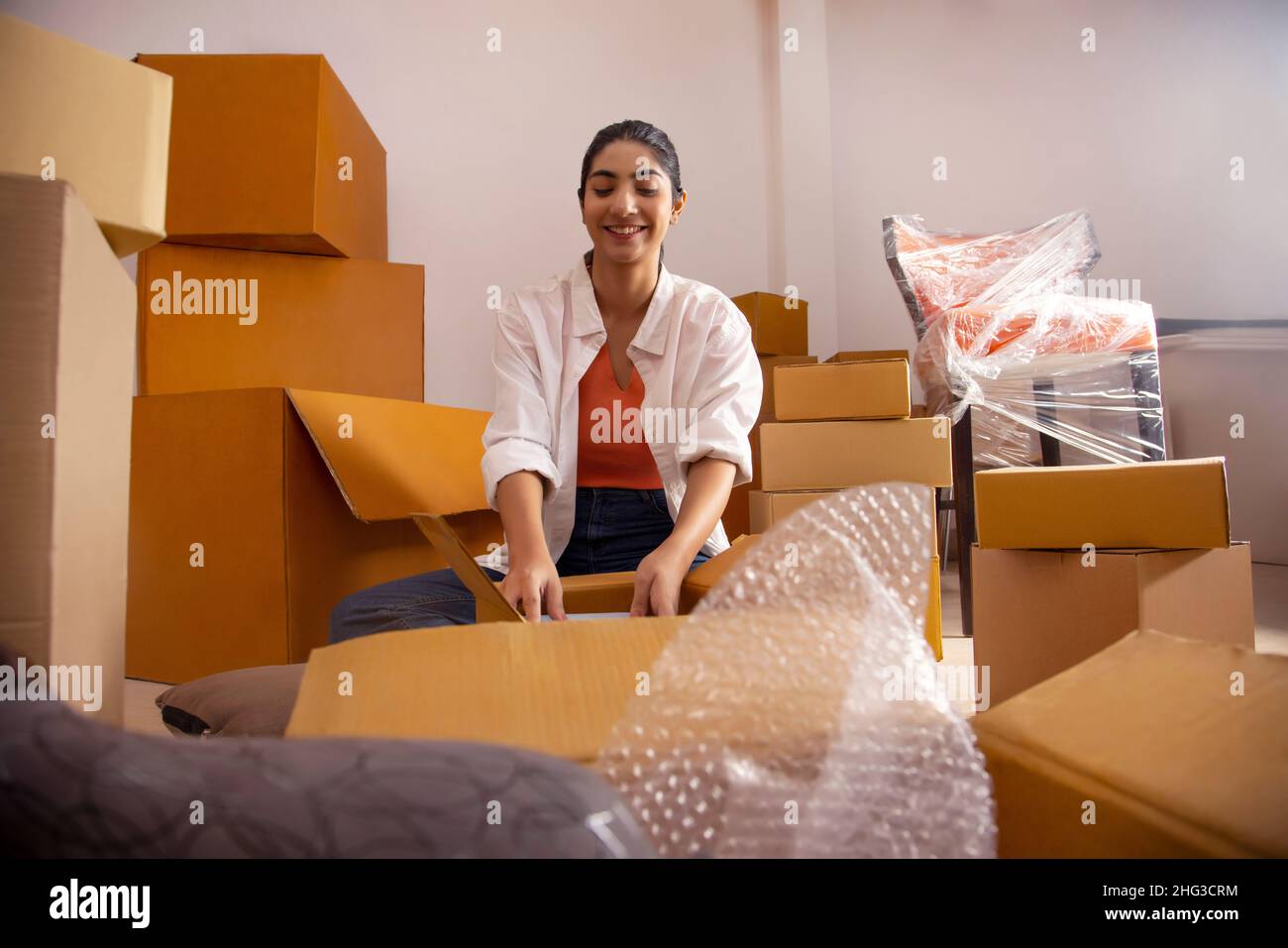 Cardboard good hi-res stock photography and images - Alamy