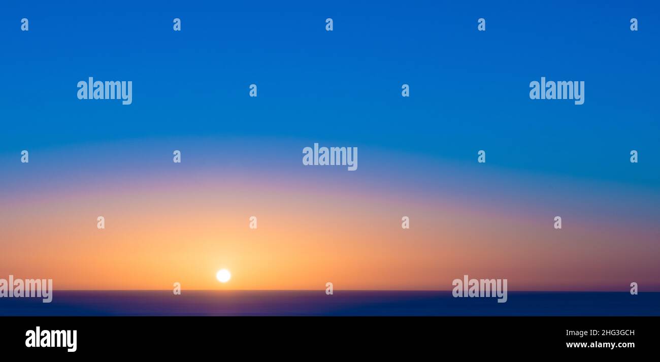 Perfect skies hi-res stock photography and images - Alamy