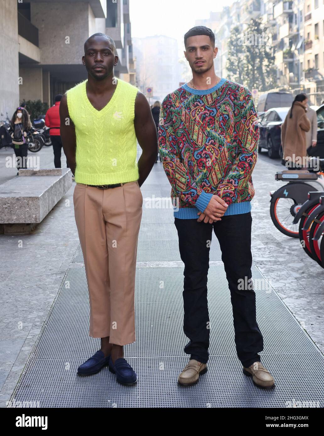 Ashton Gohil e Emmanuel Lawal street style outfit during Etro Fashion ...