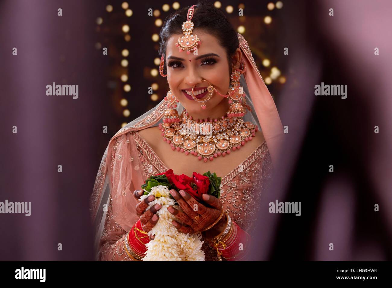 Bridal garland hi-res stock photography and images - Alamy