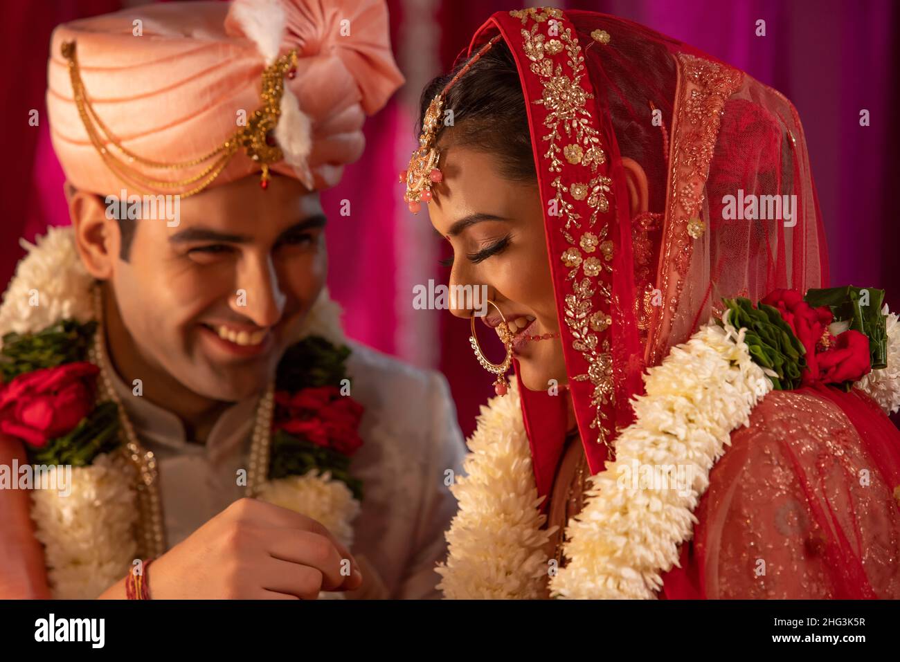 Sindoor On The Forehead High Resolution Stock Photography and Images ...