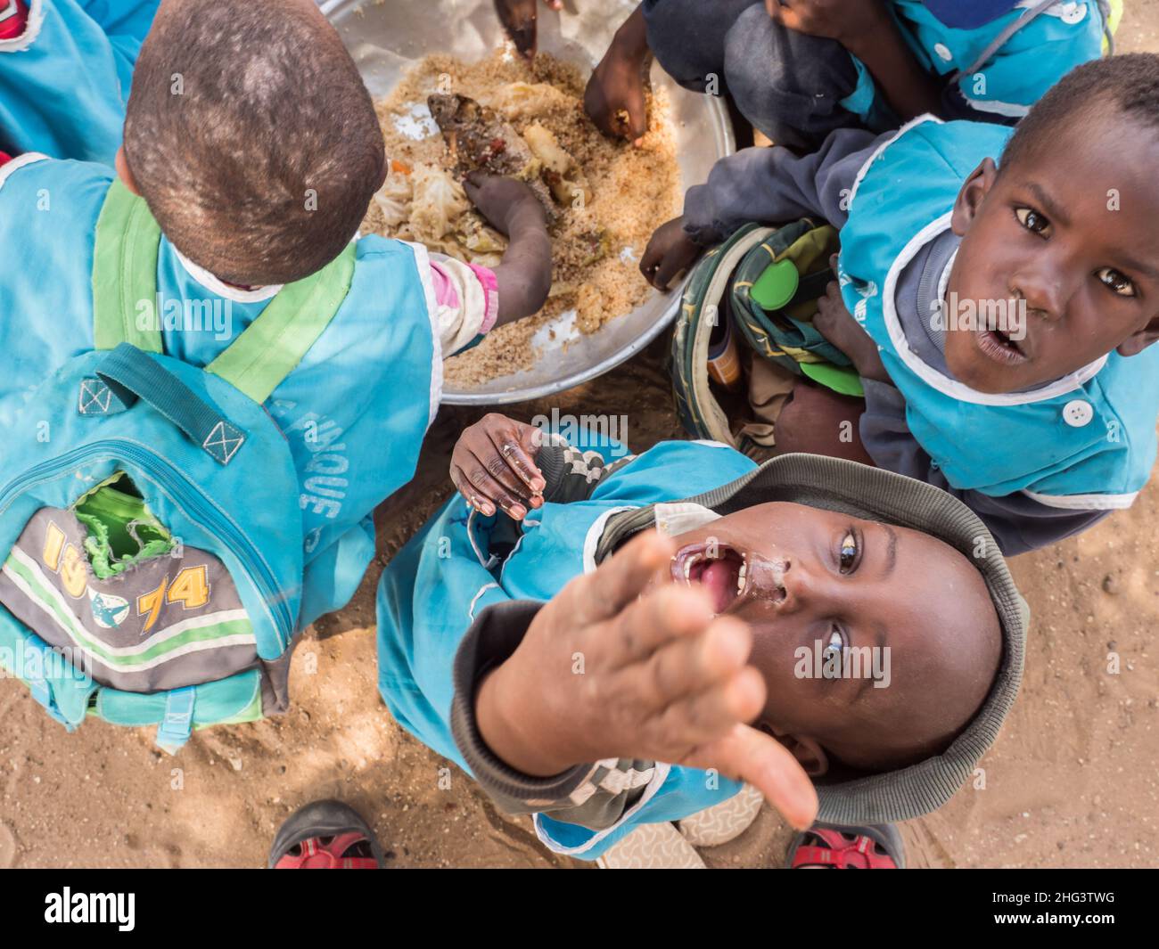 Senegal family meal hi-res stock photography and images - Alamy