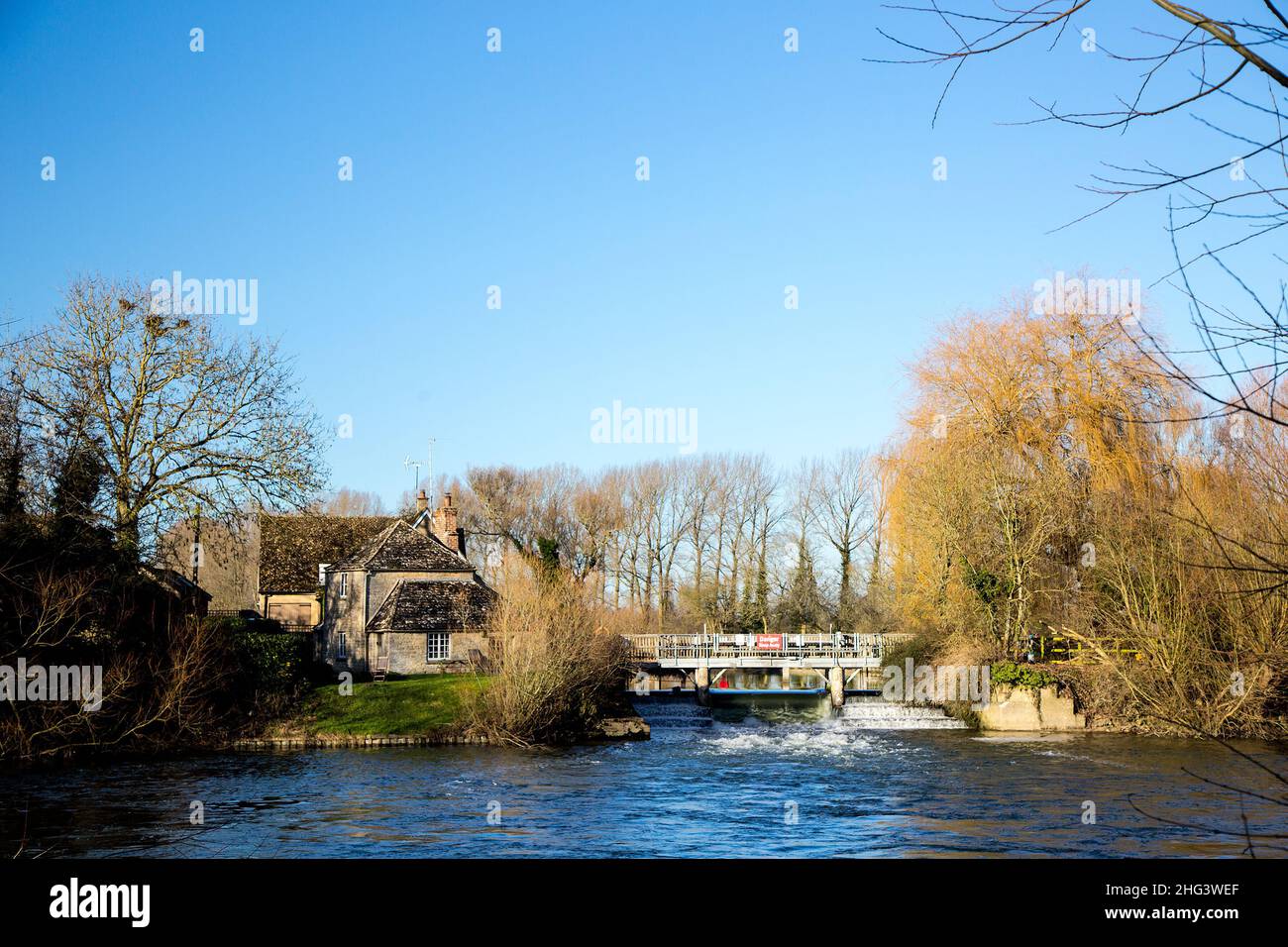 Buscot lock hi-res stock photography and images - Alamy