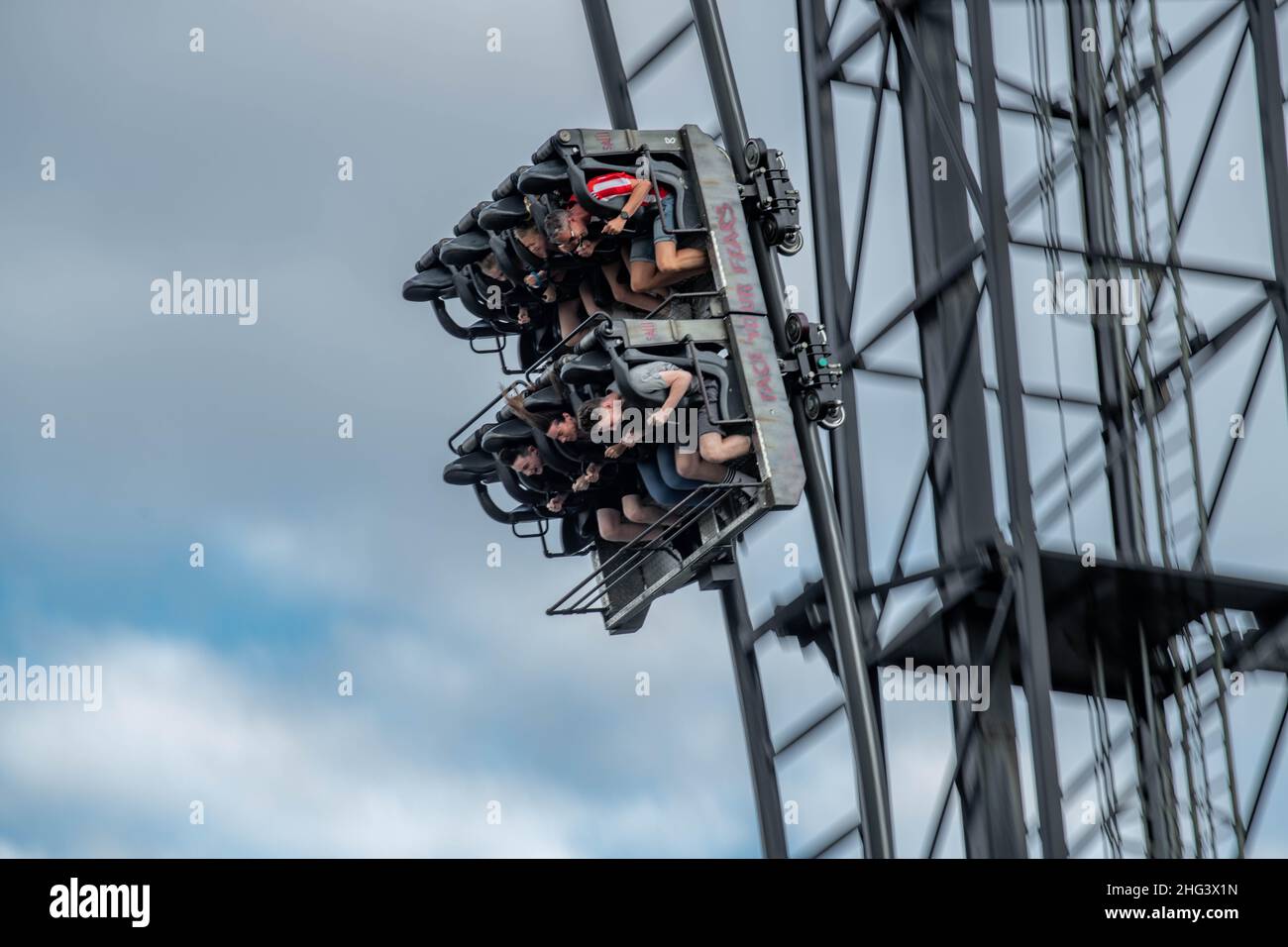 The Swarm and Saw The Ride (from the Movie) at Thorpe Park Theme Park ...