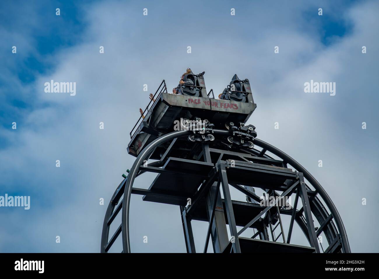The Swarm and Saw The Ride (from the Movie) at Thorpe Park Theme Park ...