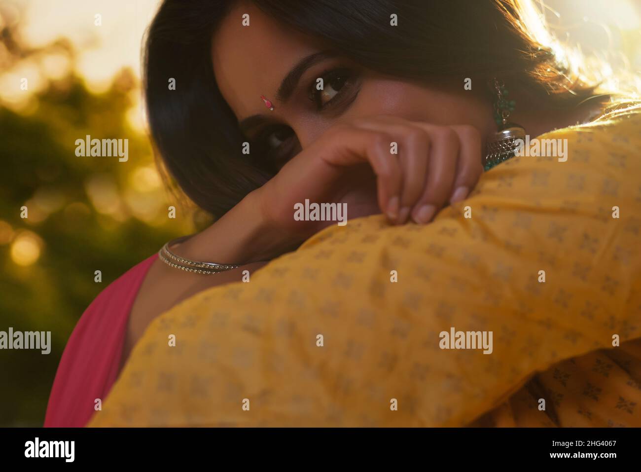 Shy woman hi-res stock photography and images - Alamy