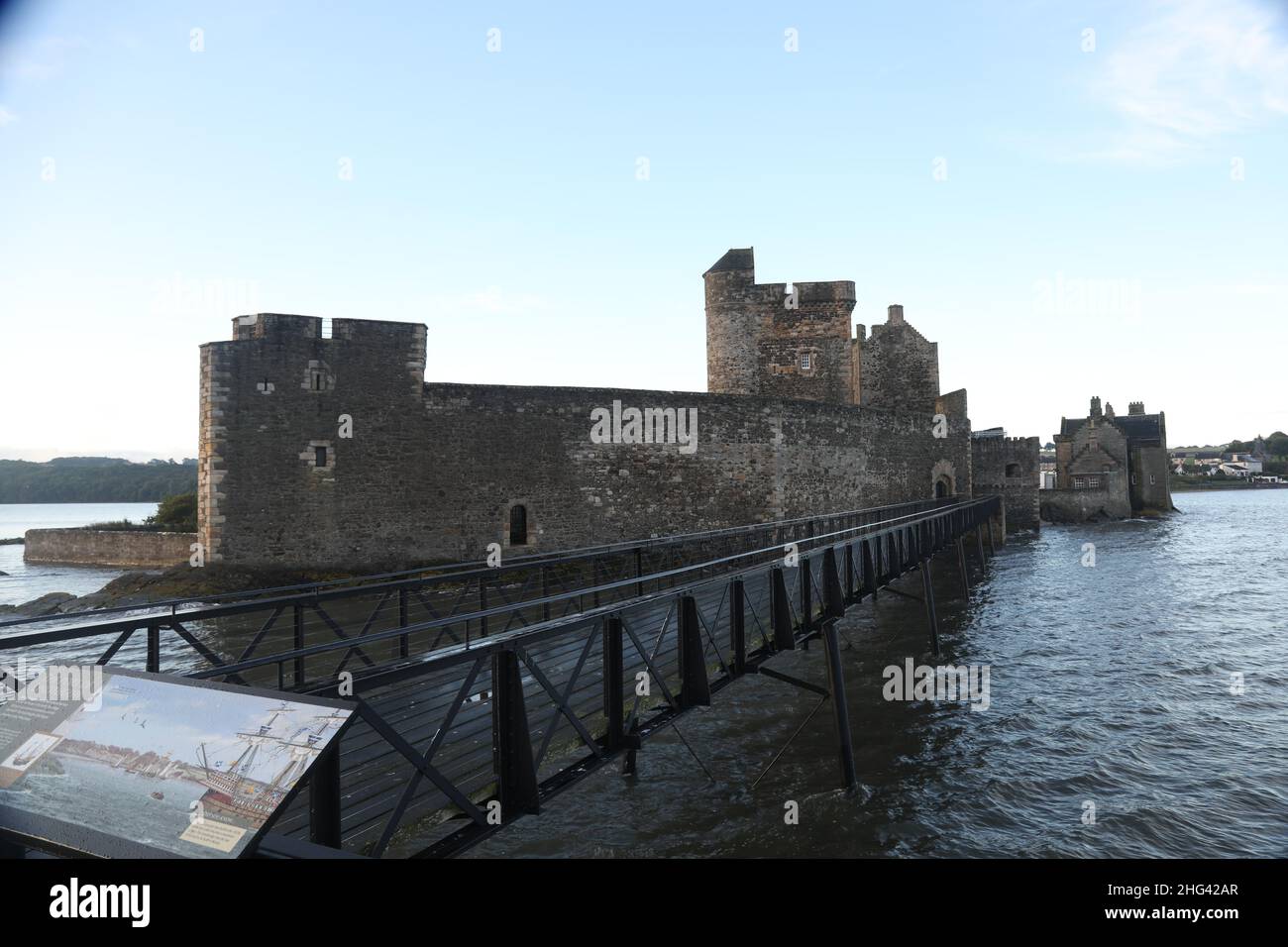 scottish castles fortress Stock Photo - Alamy