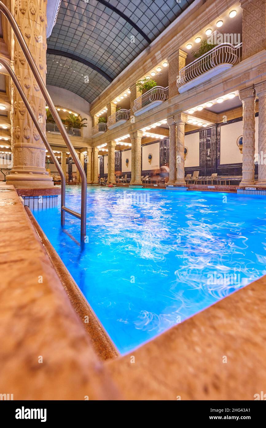 Historic gellert bath swimming pool hi-res stock photography and images ...