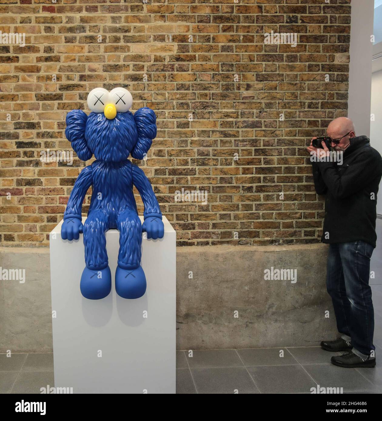 London UK 18 January 2022 Seen 2018 Bronze paint, Brooklyn-based KAWS ...