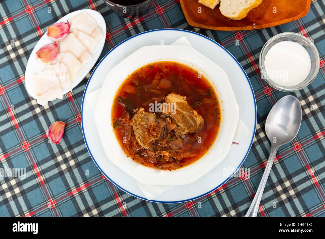 Traditional dish of Slavic cuisine Borsch Stock Photo - Alamy