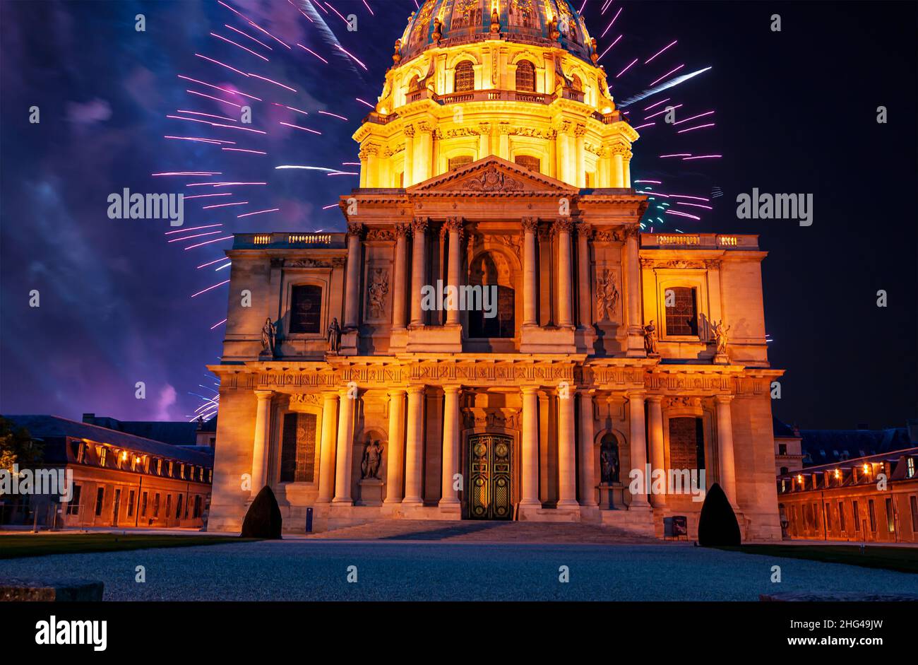 Celebratory colorful fireworks over the Les Invalides (The National ...