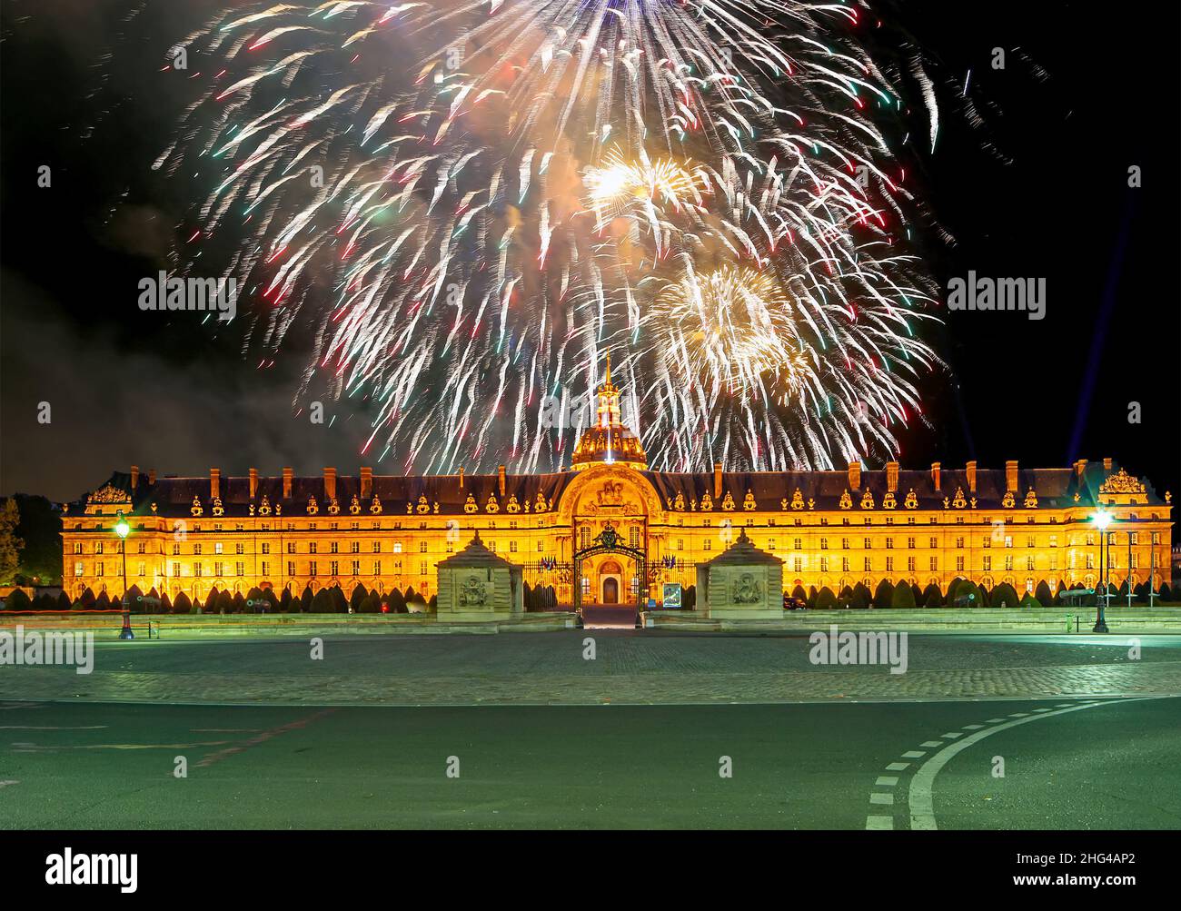 Celebratory colorful fireworks over the Les Invalides (The National ...
