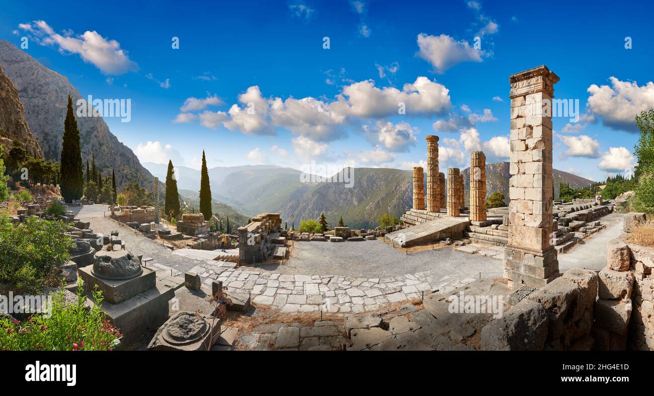 Iconic delphi temple hi-res stock photography and images - Alamy
