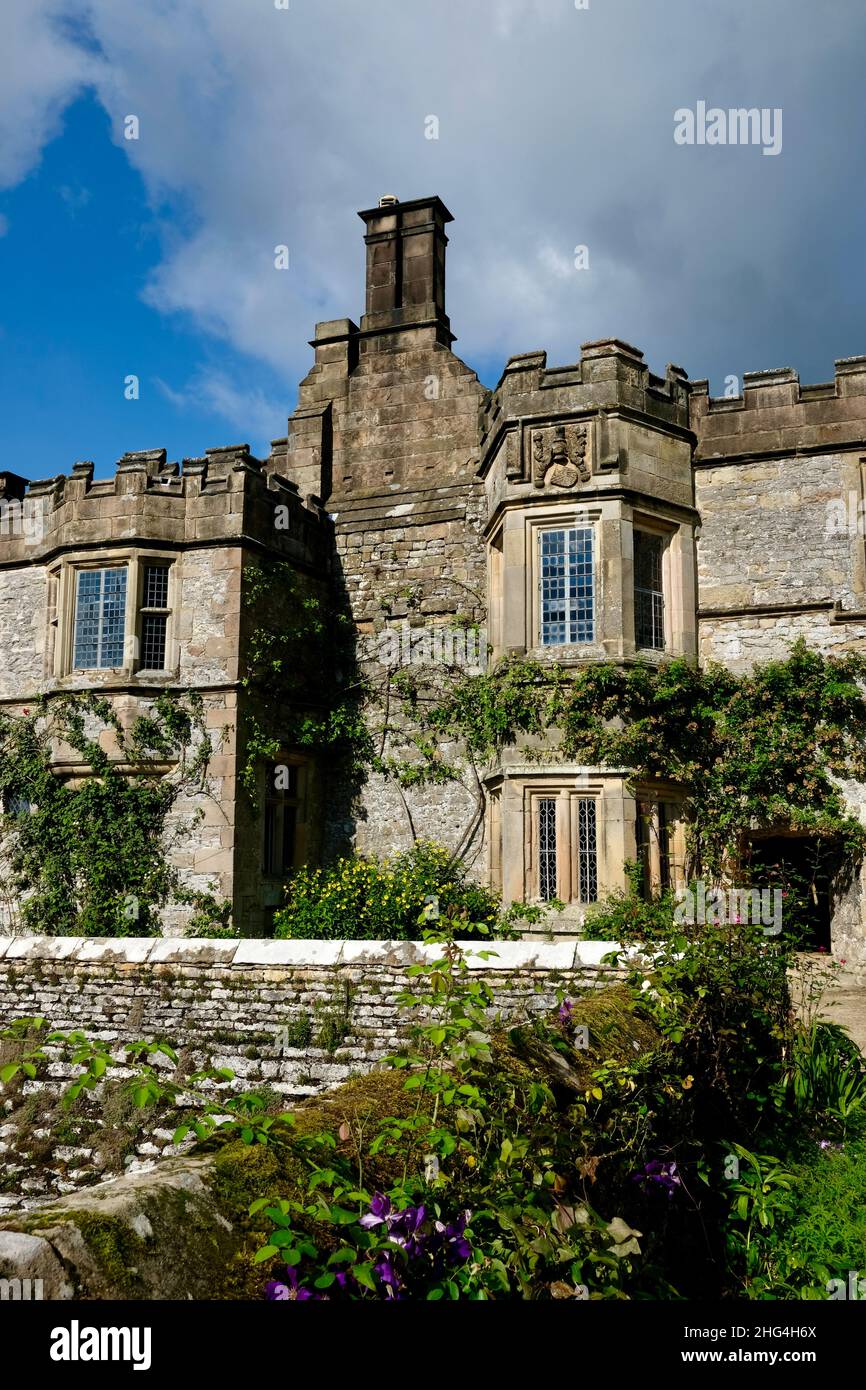 Haddon Hall and Gardens set on the River Wye near Bakewell in ...