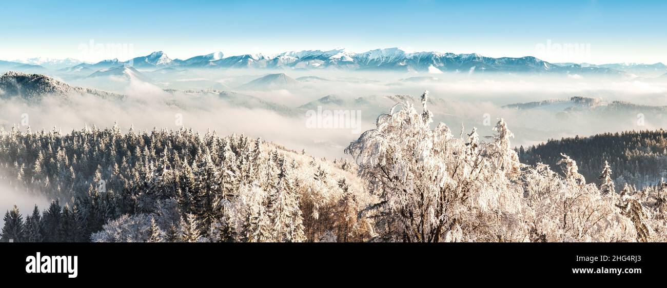 Slovak native art hi-res stock photography and images - Alamy