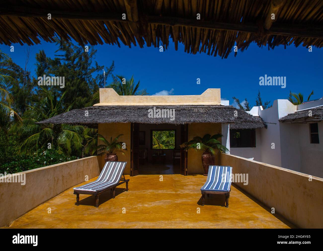 Indian house terrace hi-res stock photography and images - Alamy