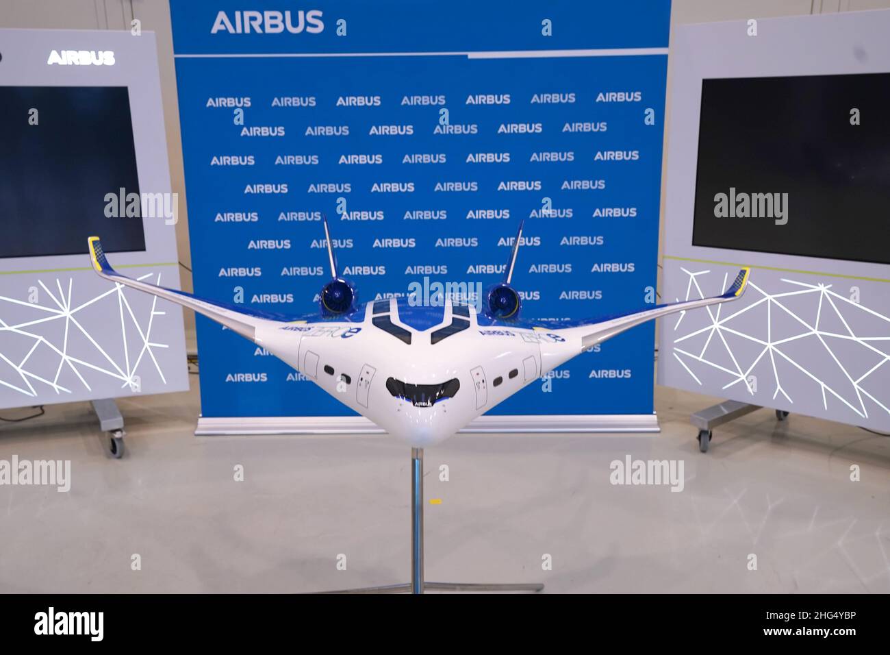 18 January 2022, Hamburg: A model of the planned hydrogen-powered ...