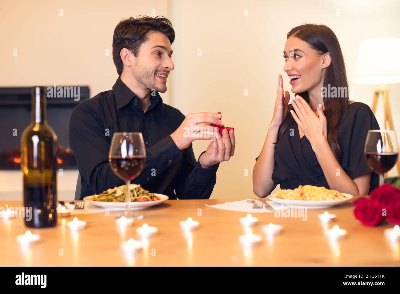 Man making marriage proposal lady hi-res stock photography and images ...