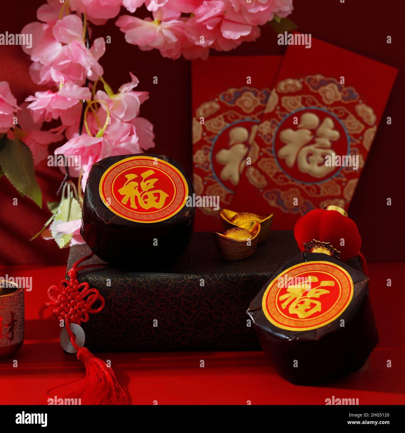 Nian gao rice cake hi-res stock photography and images - Alamy