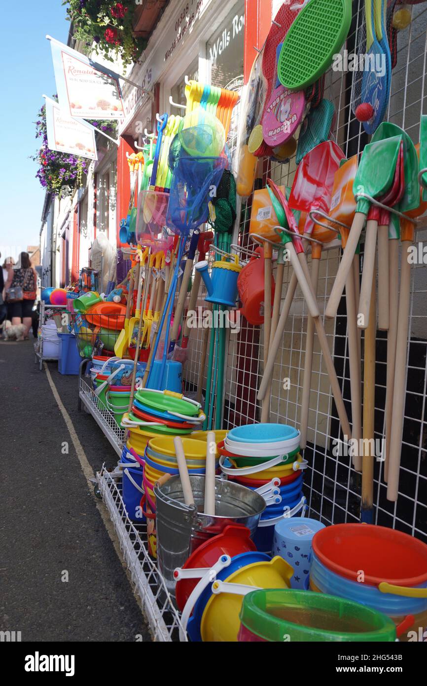 Traditional seaside shop hi-res stock photography and images - Alamy