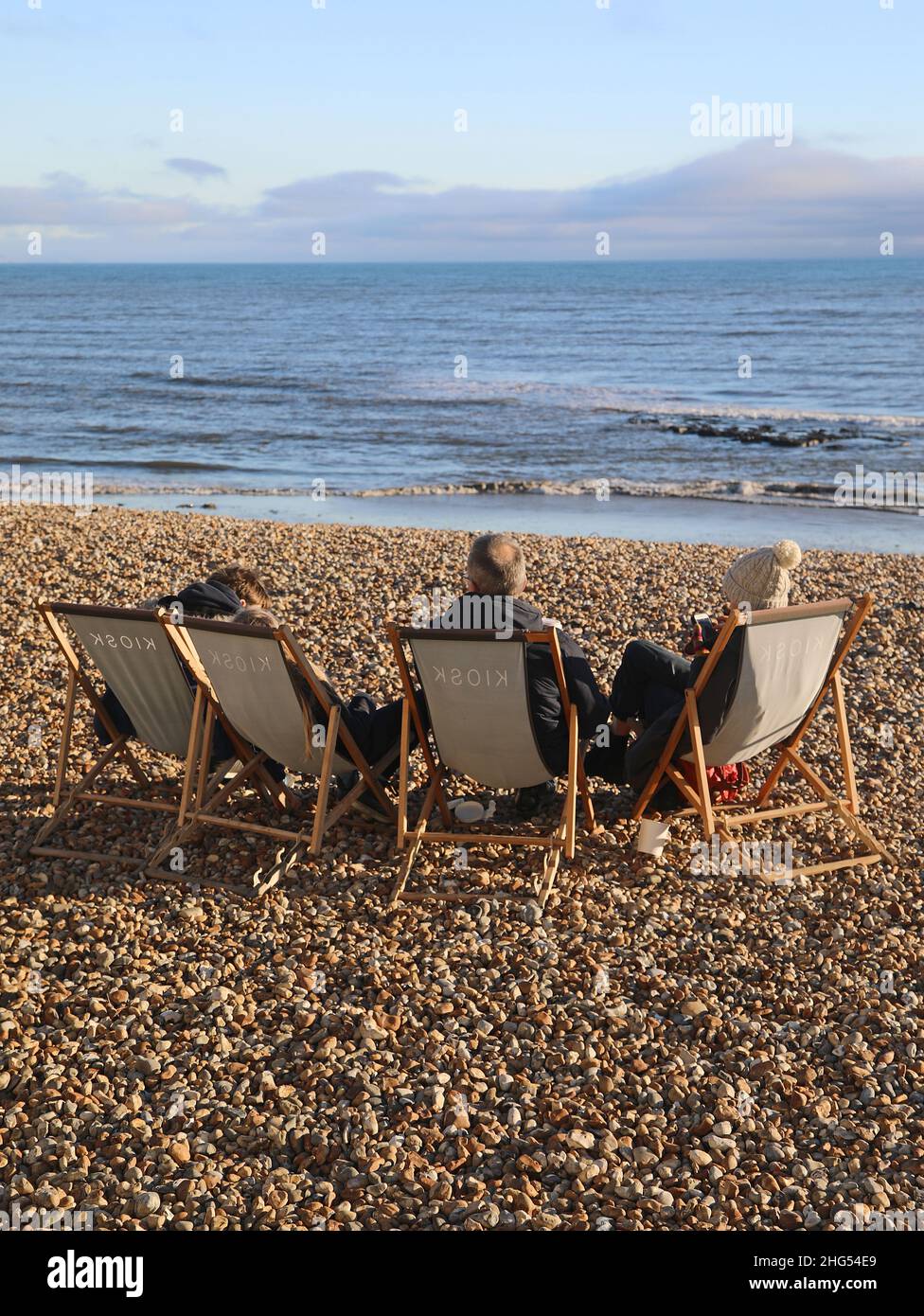 Man relax deck chair hi-res stock photography and images - Alamy