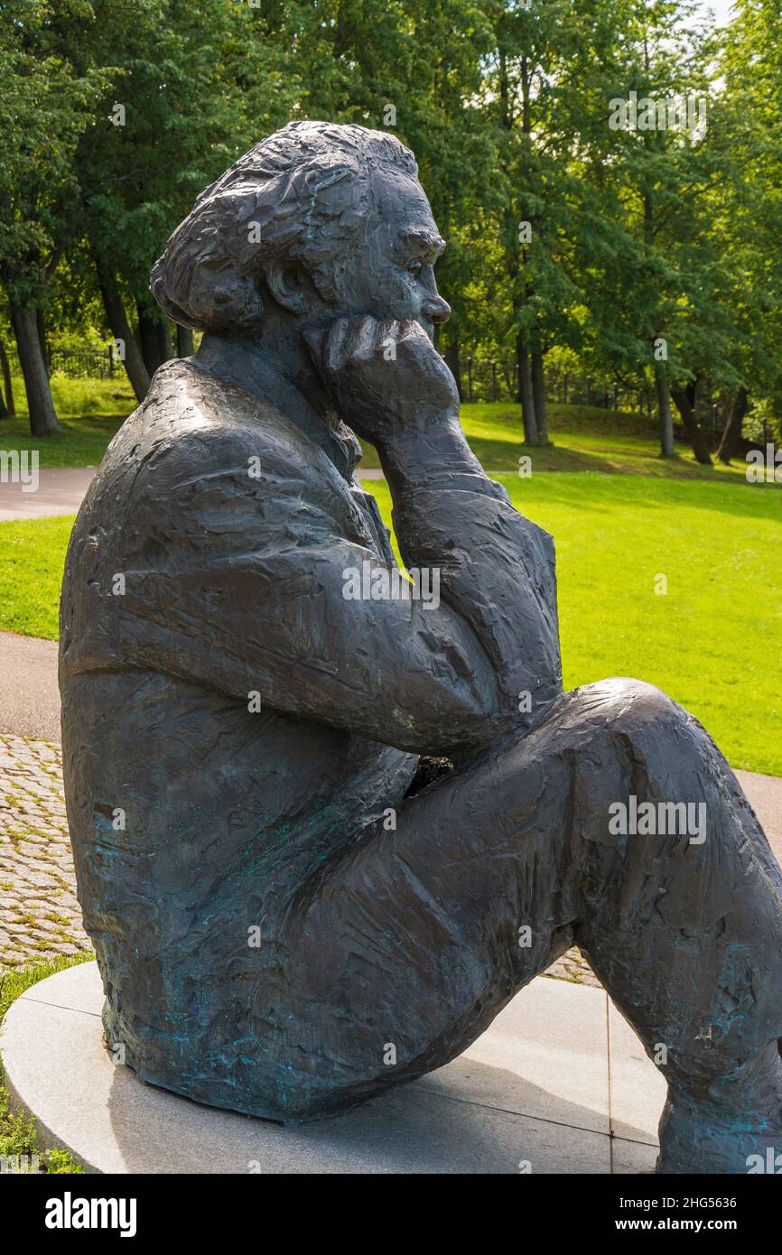 Bronze statue of composer Gustav Ernesaks at Tallinn Song Festival ...