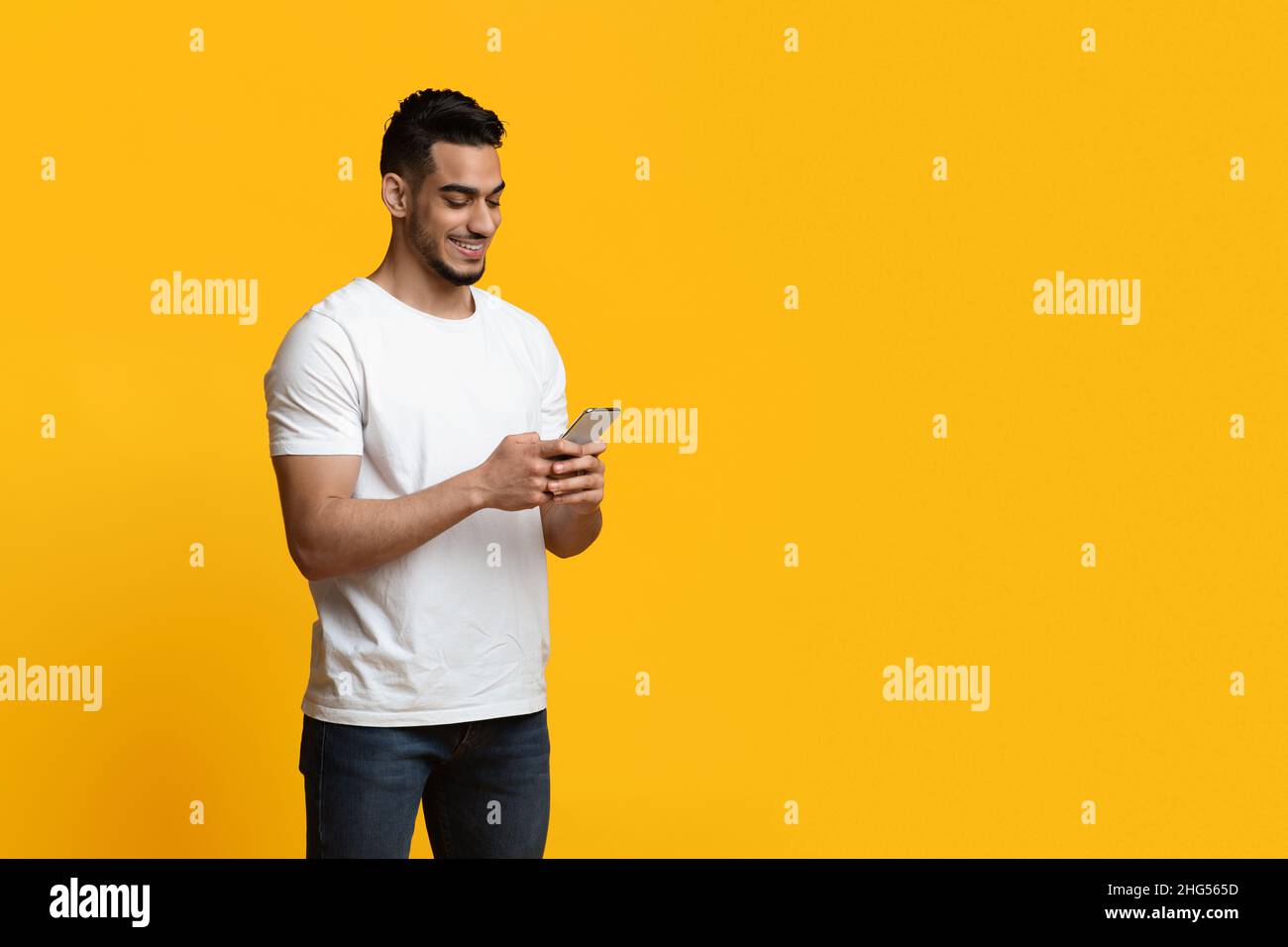 Arabic application hi-res stock photography and images - Alamy