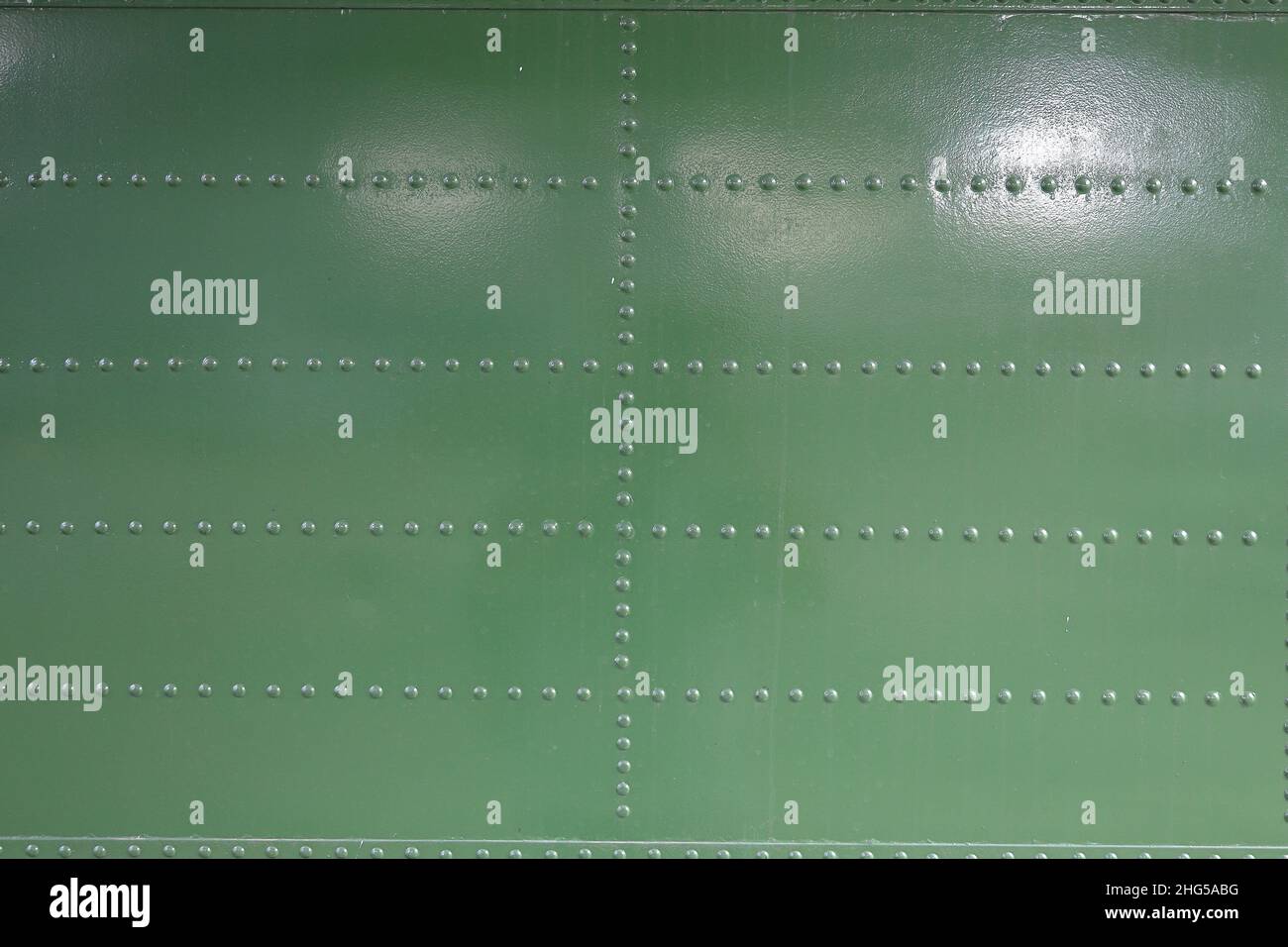 Old aircraft fuselage close up rivets hi-res stock photography and ...