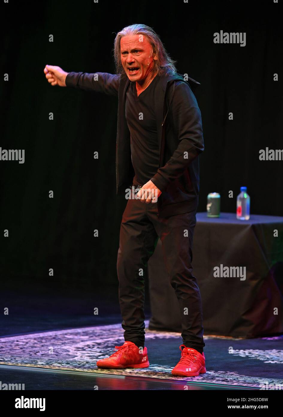 Iron maiden tour hi-res stock photography and images - Alamy