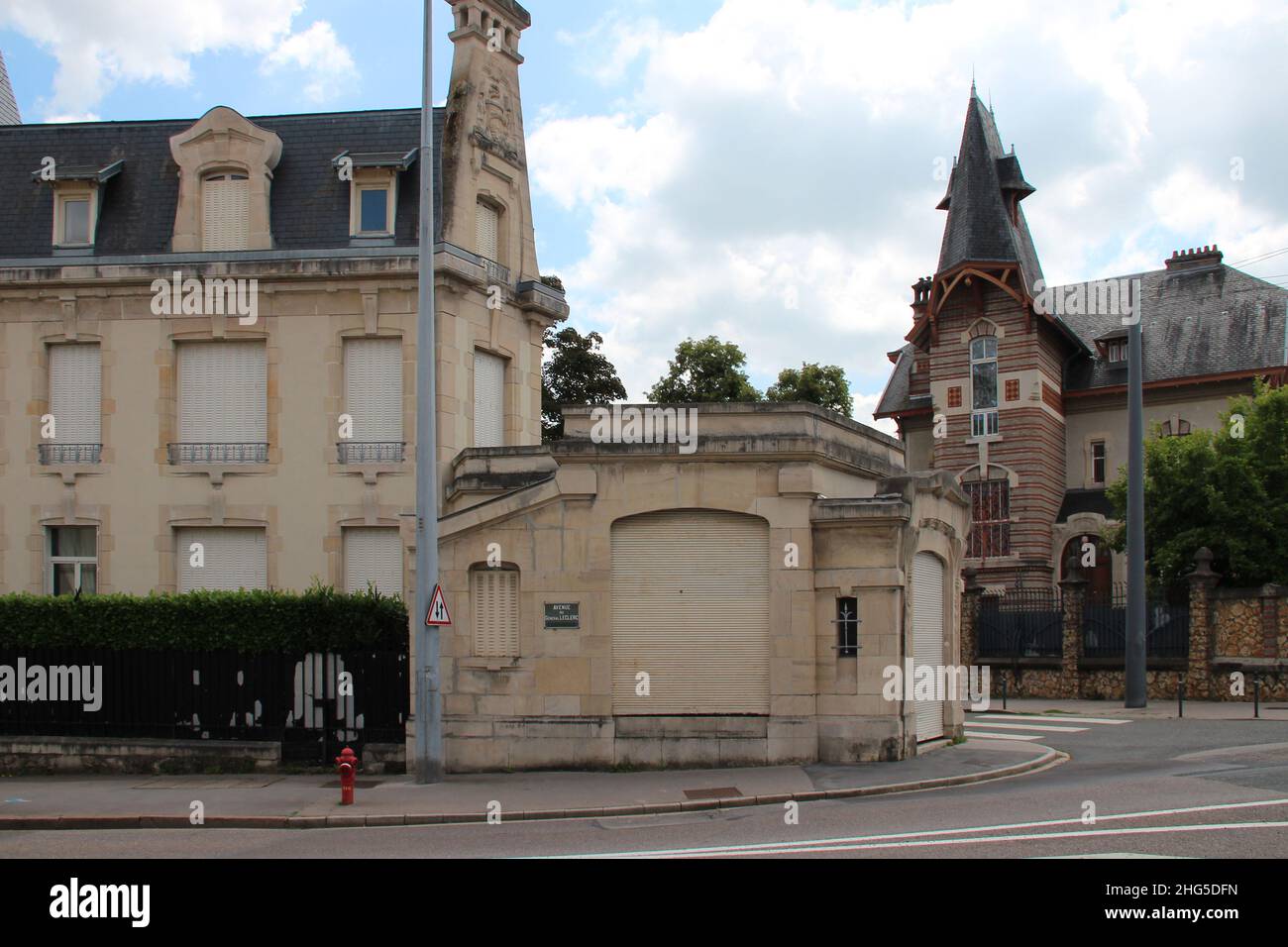 street and art nouveau villas in nancy in lorraine (france Stock Photo ...