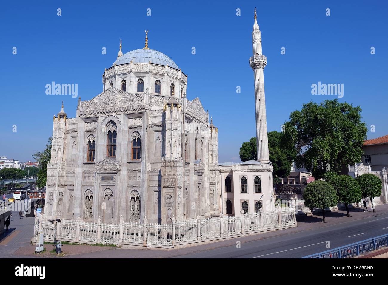 Mosque of the valide sultan hi-res stock photography and images - Alamy