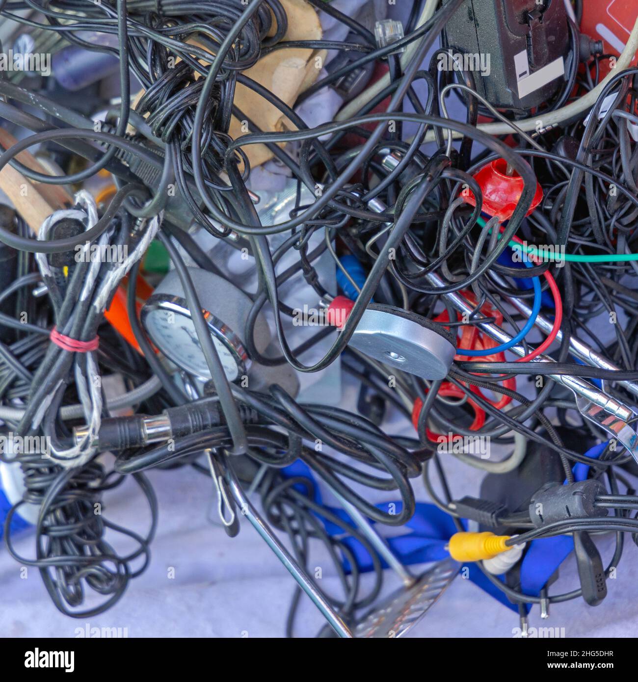 Messy Power Cables Knotted Wires Chargers All Together Stock Photo - Alamy