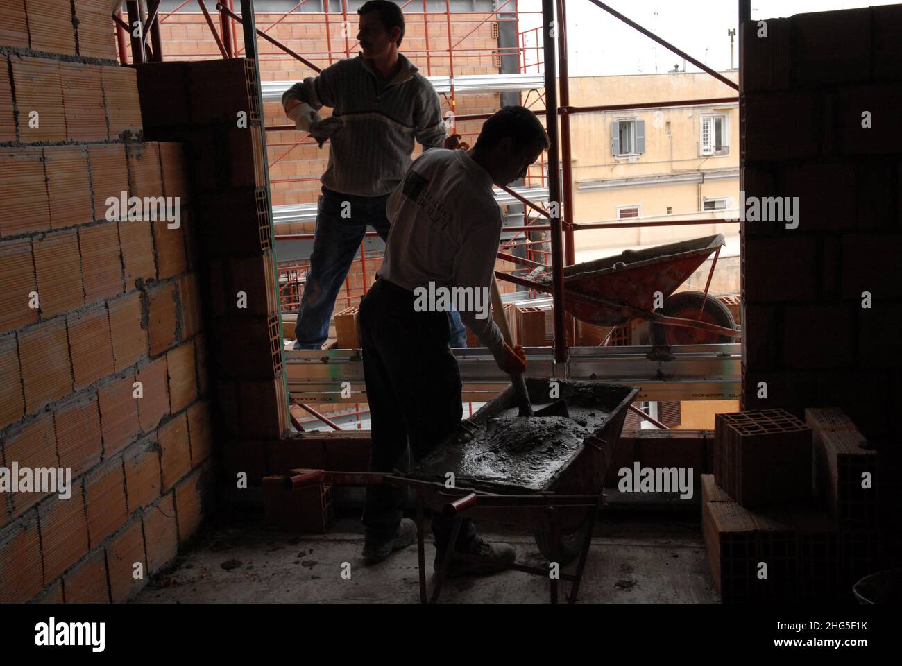Rome, Italy 03/04/2007: construction site of the EMPAM building, piazza ...