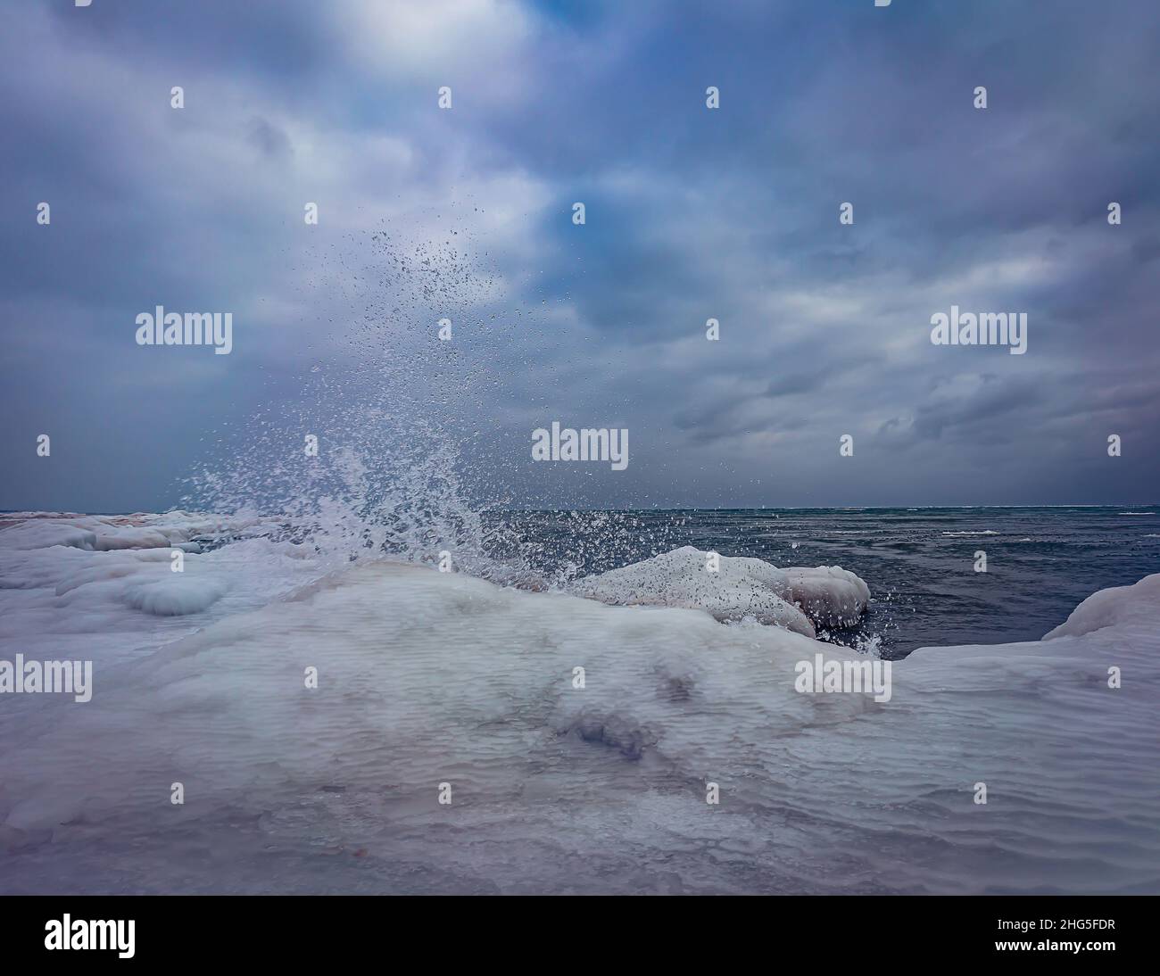 Ice wave huron hi-res stock photography and images - Alamy