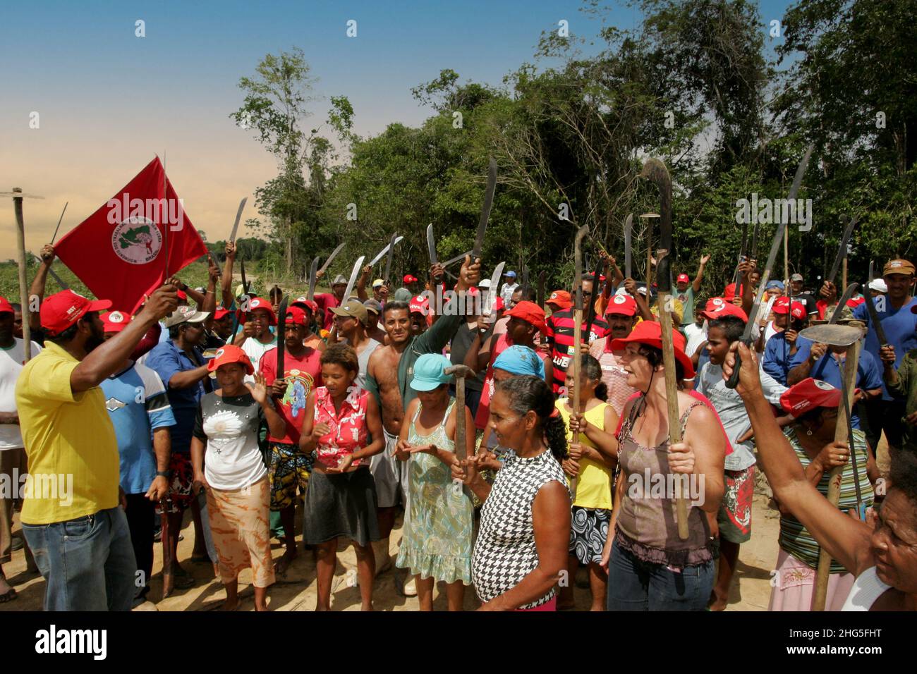 Landless movement hi-res stock photography and images - Alamy