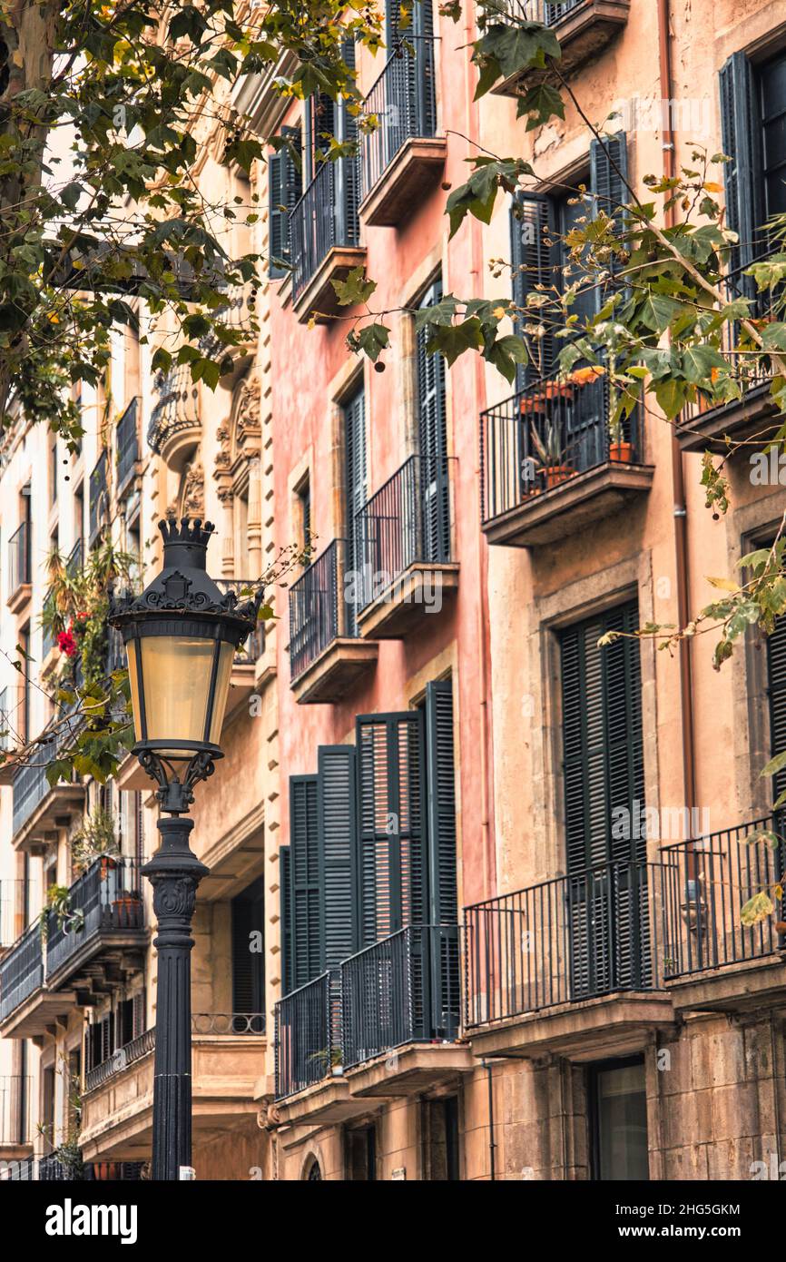 Barcelona city walls hi-res stock photography and images - Alamy