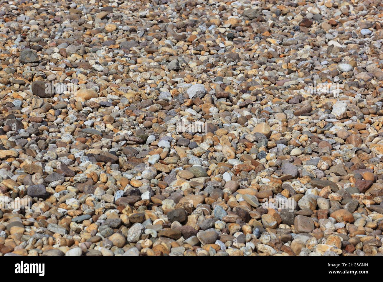 gravel surface with coarse pebbles Stock Photo - Alamy