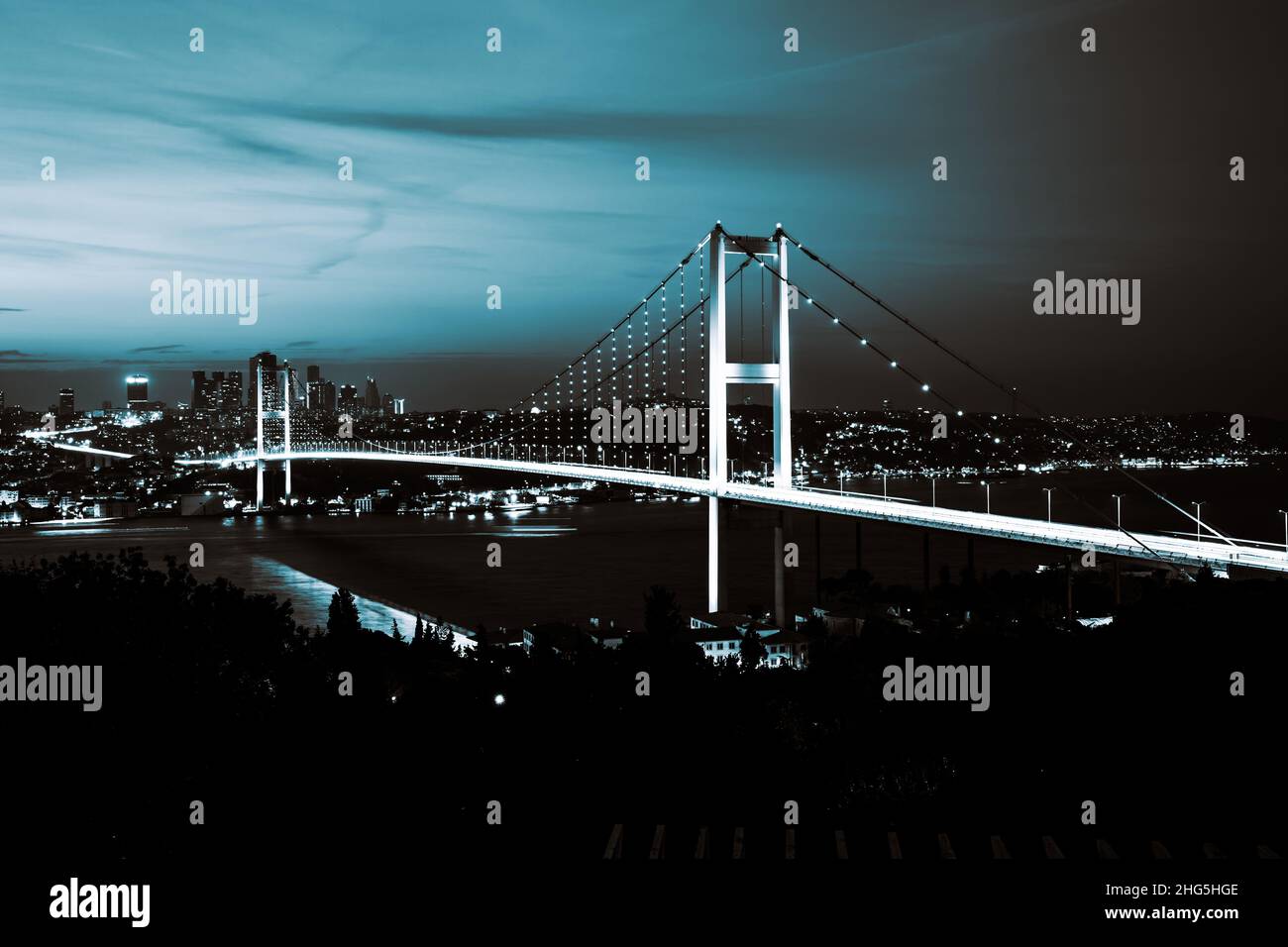 Istanbul background photo. Monochrome Bosphorus Bridge background ...
