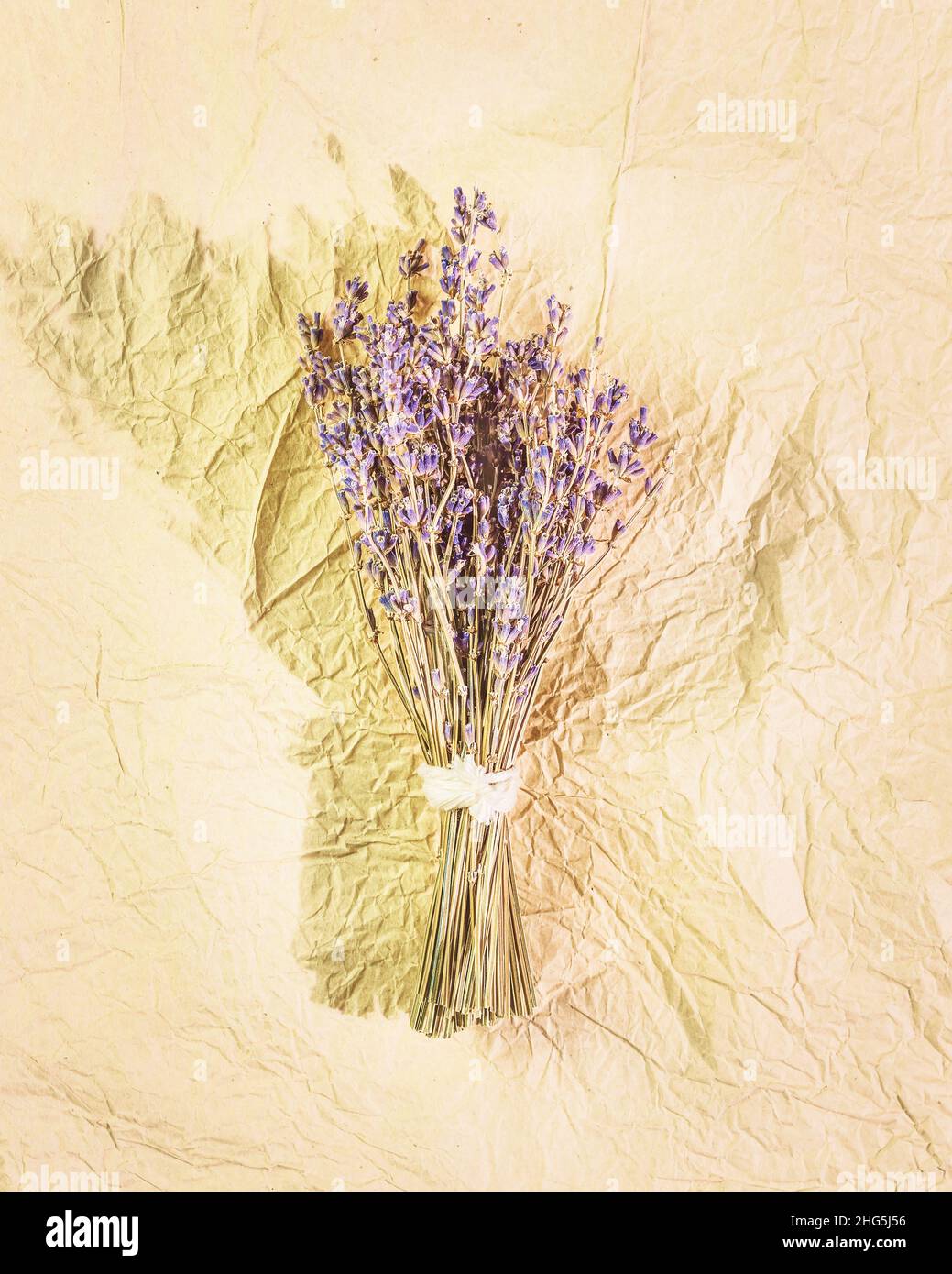 Natural dry lavender bucket on a craft background Stock Photo - Alamy