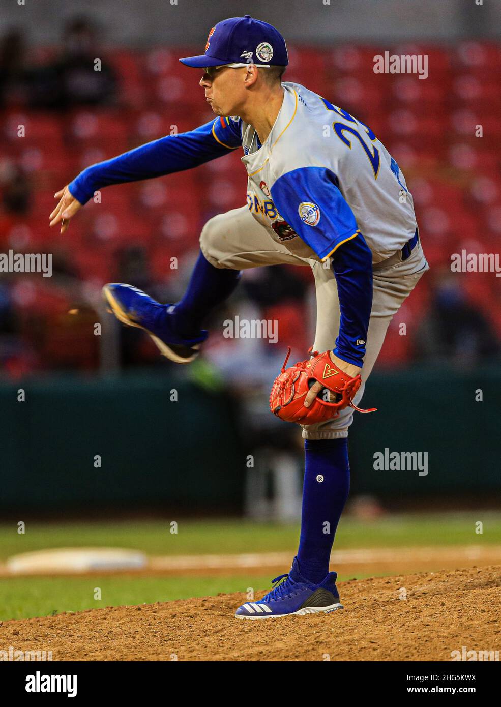 MAZATLAN, MEXICO - FEBRUARY 03: Cody Mincey pitcher of Los Caimanes de ...