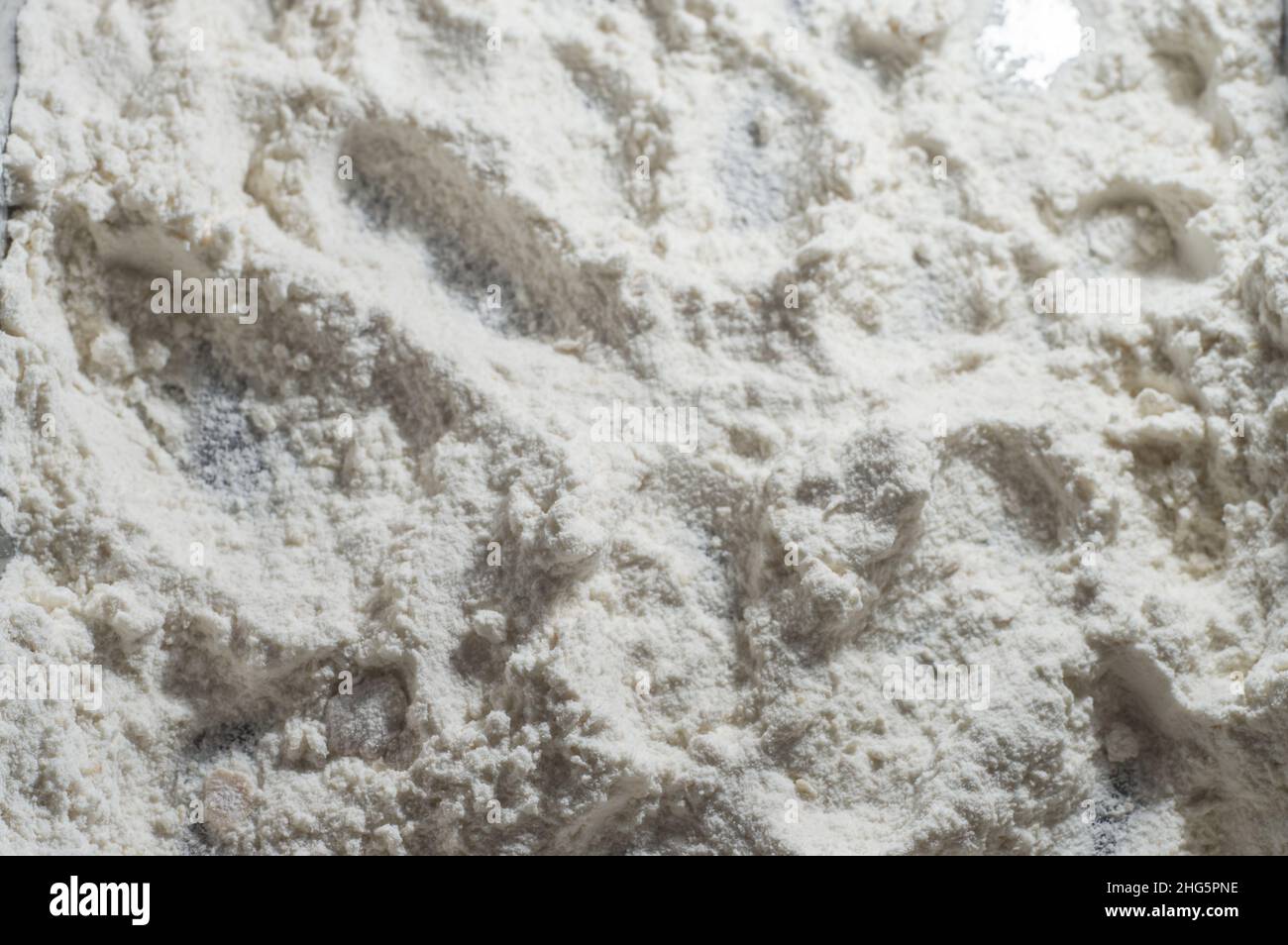 texture with wheat flour on a metal tray , selective focus Stock Photo ...
