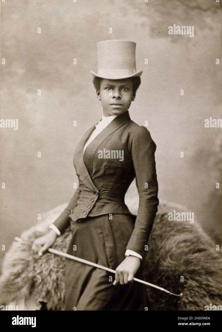 Selika hi-res stock photography and images - Alamy