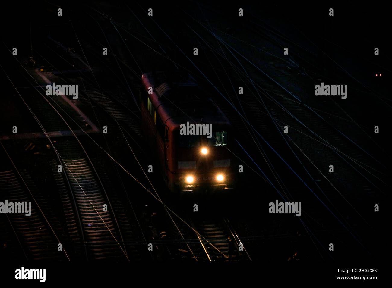 Class 151 locomotive hi-res stock photography and images - Alamy