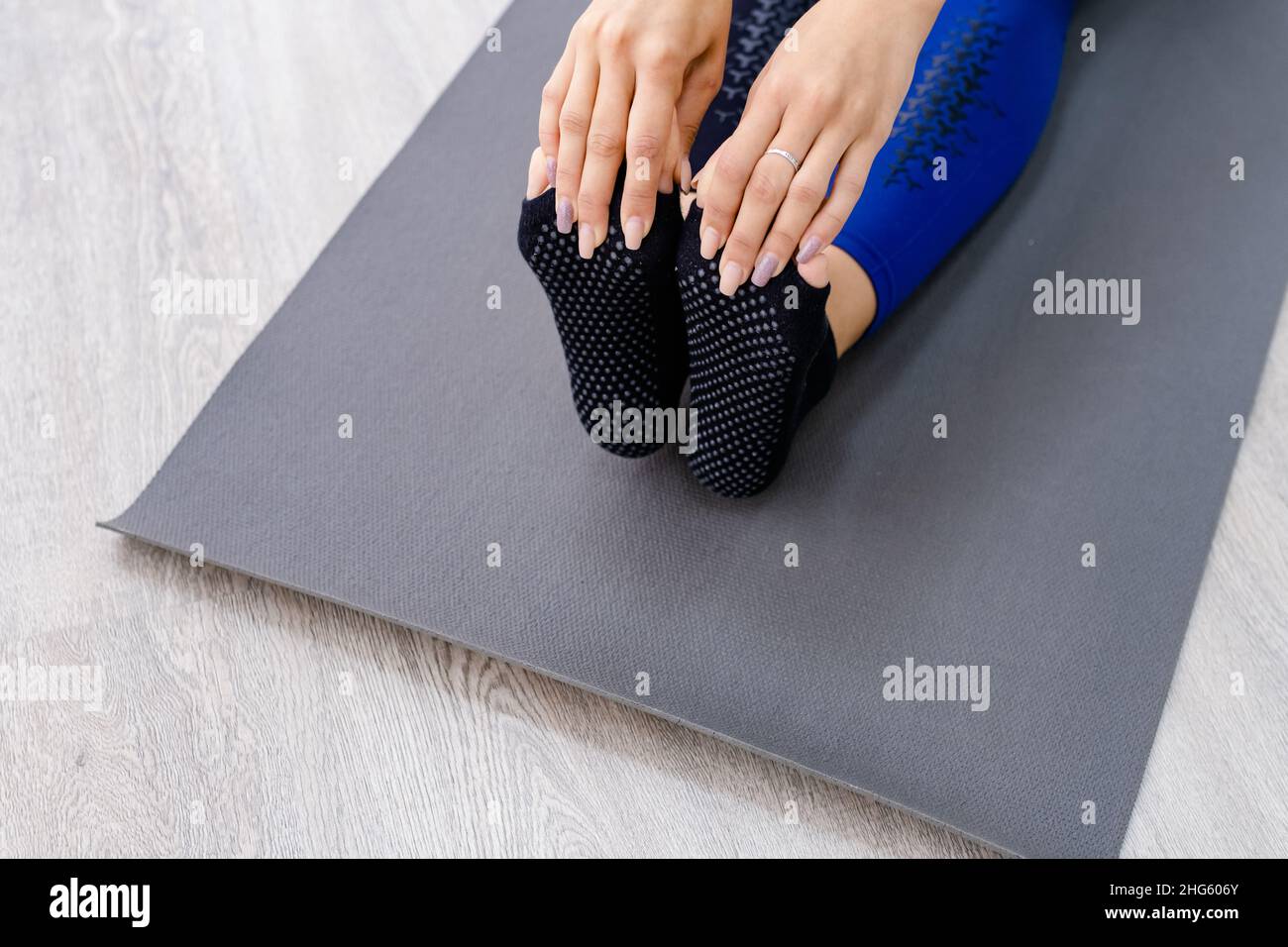Yogatherapy hi-res stock photography and images - Alamy