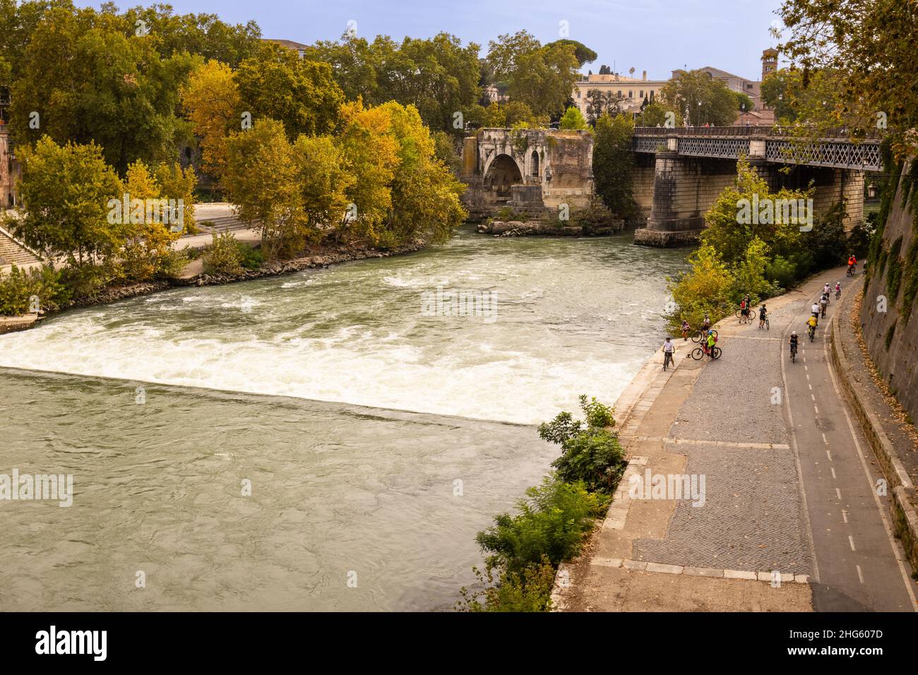 Tiber river in Rome Stock Photo - Alamy