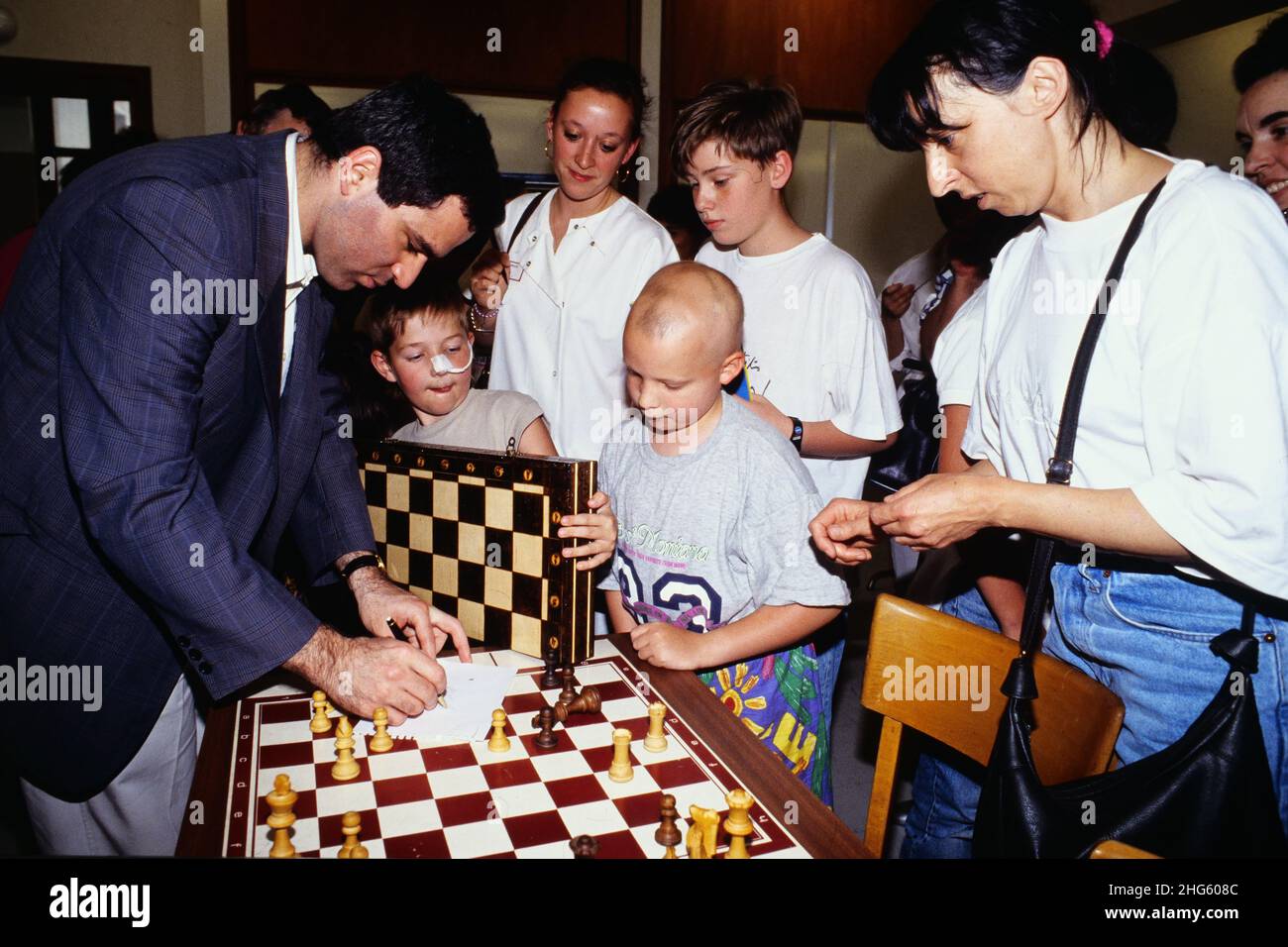 Archives 90ies: Russian-american chess player Gary Kasparov meets sick ...