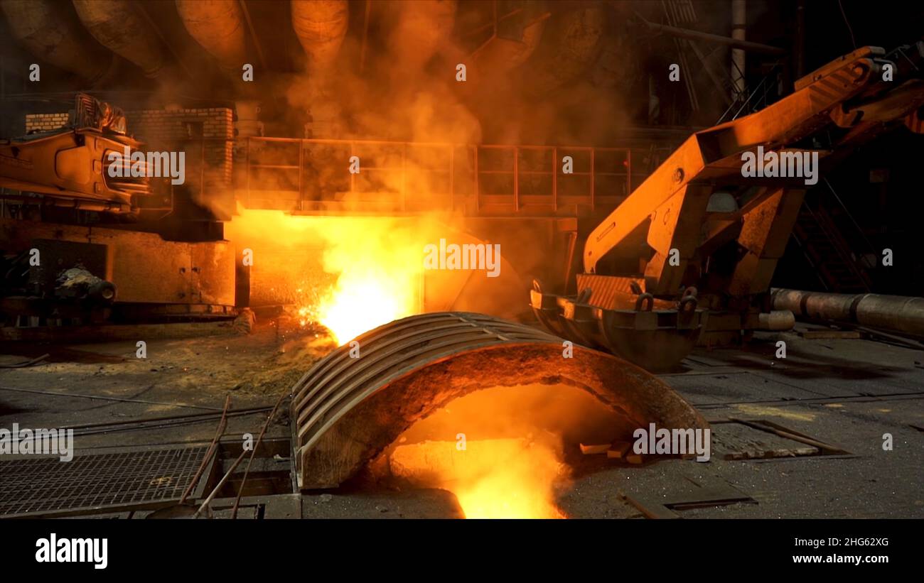 Metal rolling shop inside production hi-res stock photography and ...