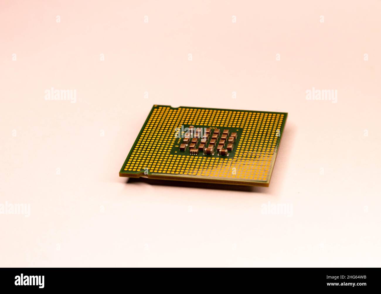pictures of electronic equipment, kitchen utensils. But also various ...