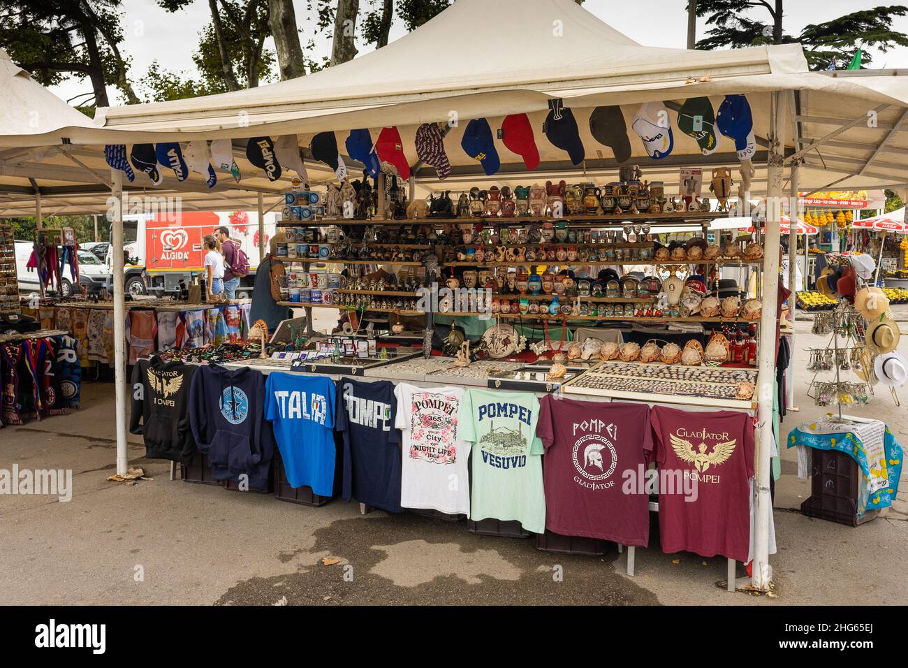 Souvenir shop at Pompeii Stock Photo - Alamy
